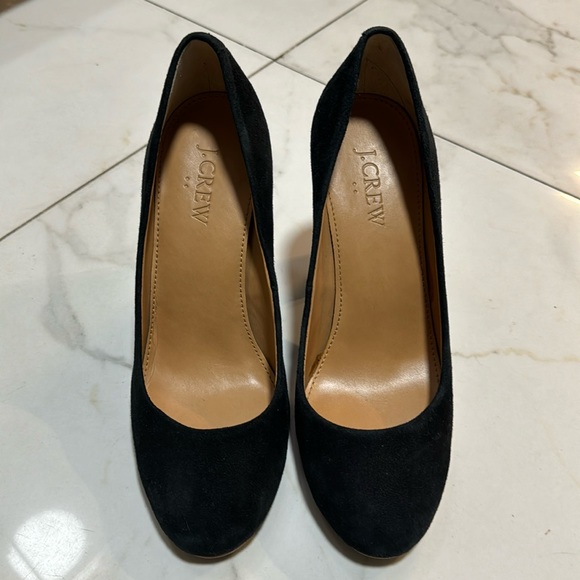 J. Crew | Shoes | J Crew Black 325 Block Heel Suede Pump In Black ...
